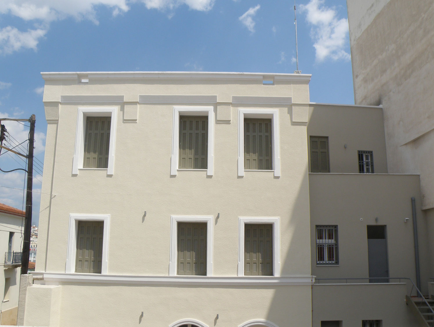 Aποκατάσταση του διατηρητέου κτιρίου του Μητροπολιτικού Μεγάρου ...